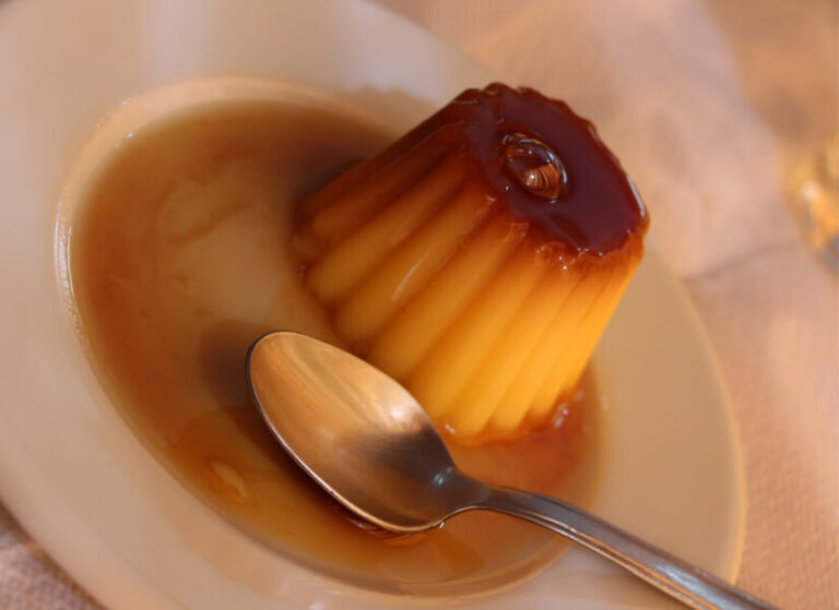 Cómo hacer flan en vasitos de plástico ¡Receta simple pero deliciosa! Cómo hacer flan en vasitos de plástico ¡Receta simple pero deliciosa!