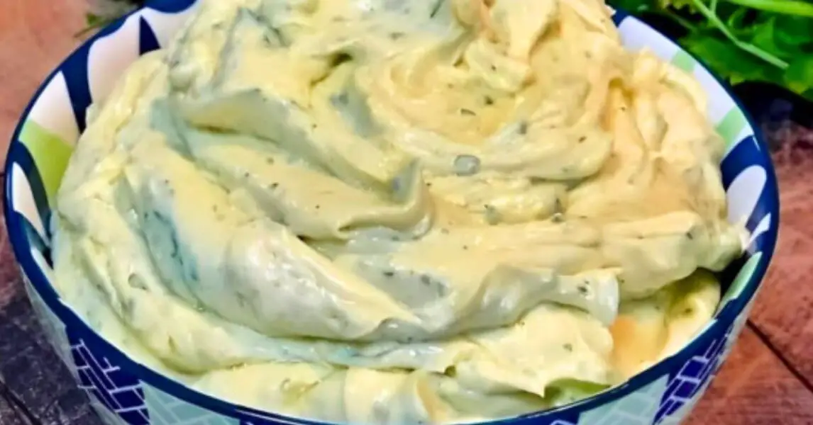 La mejor receta de mayonesa casera para acompañar tus comidas | Raza ...